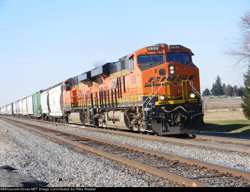BNSF 6698